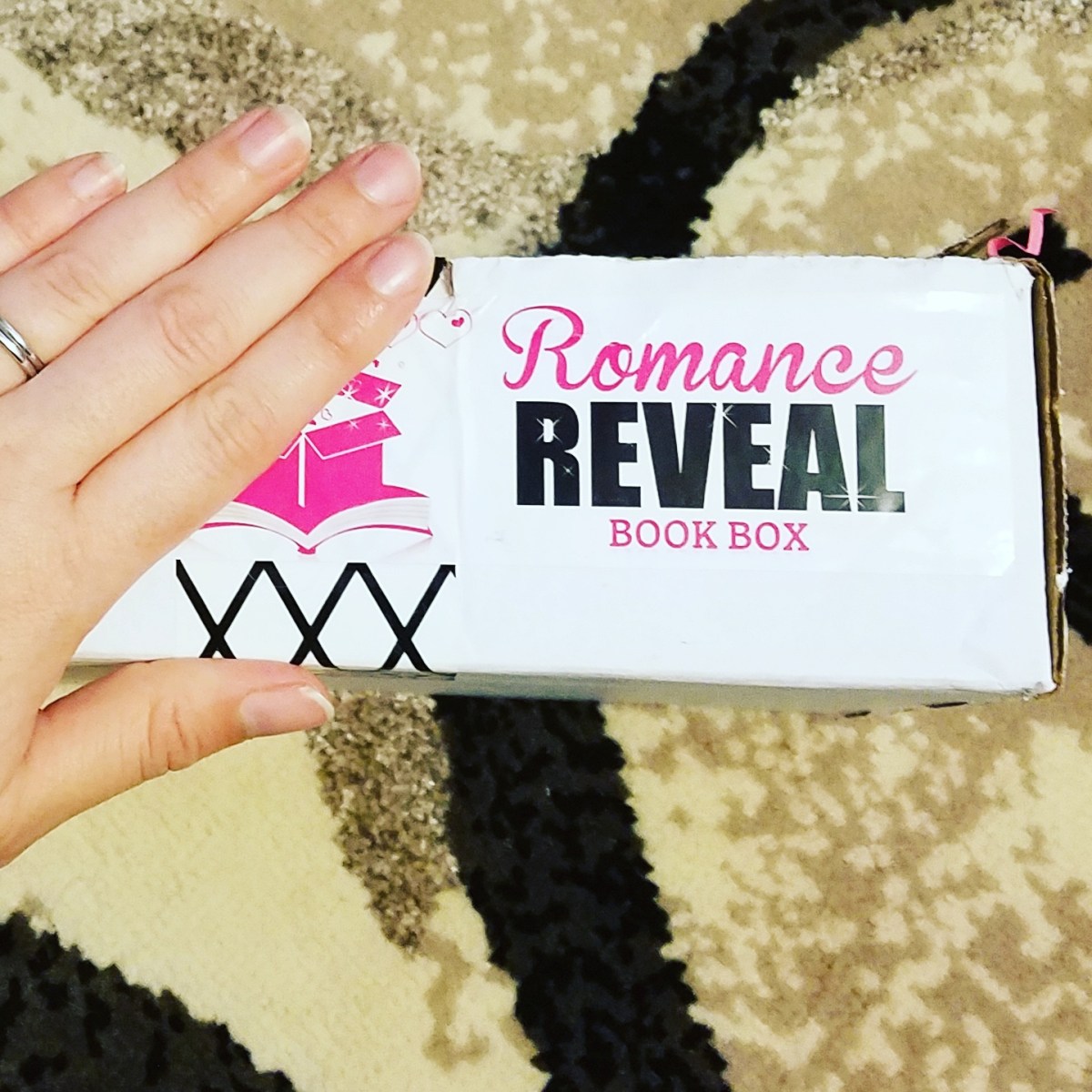 My Romance Reveal Book Box Preview is on Instagram! – Kelly's Book Blog